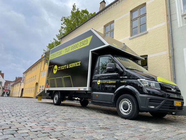 Alarm holder indbrudstyvene væk hos CT Flyt & Service